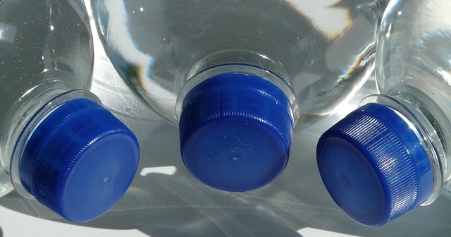 Cara Membuat Mobil-Mobilan Keren dari Botol Plastik Bekas | Levi Punya ...