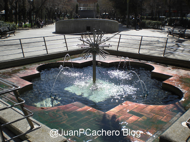 @ JuanPCachero Blog: !!! UNA CIUDAD ALREDEDOR DE UN JARDÍN...!!!
