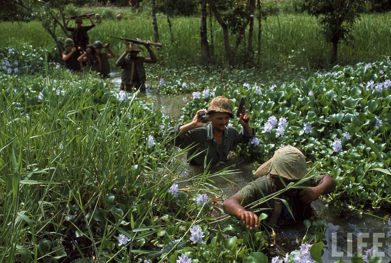 Los Grandes Fotografos: Larry Burrows (1926-1971)