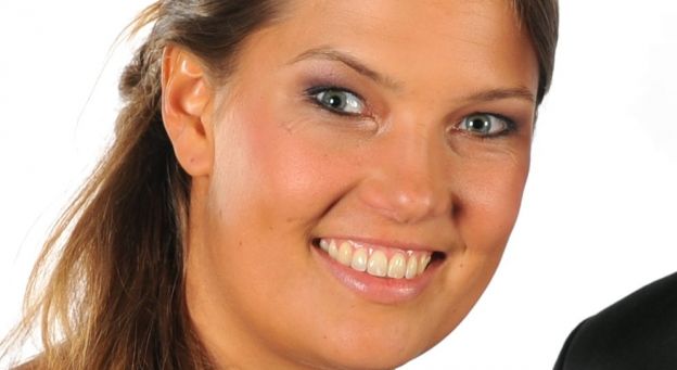 Evi Van Acker - Ye Kya Chutiyapa Hai