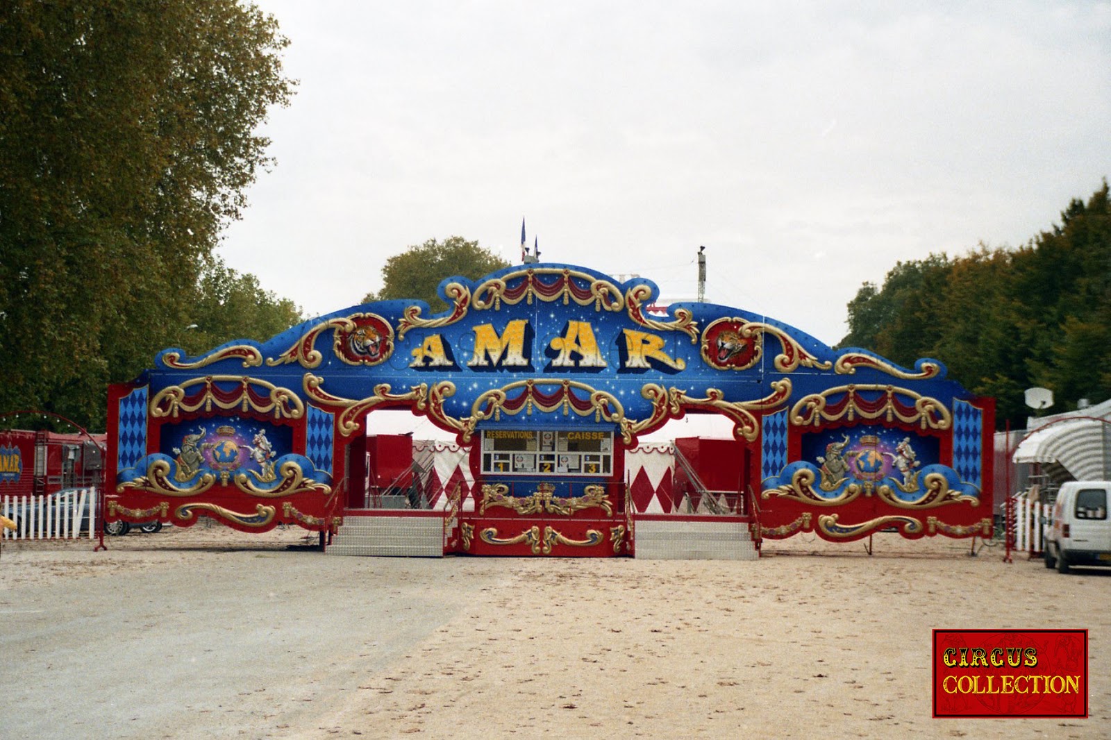 Circus -Collection: Façades et entrées de cirques 1ere partie