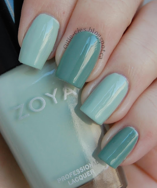 Paleberry: Zoya Lovely - Comparisons
