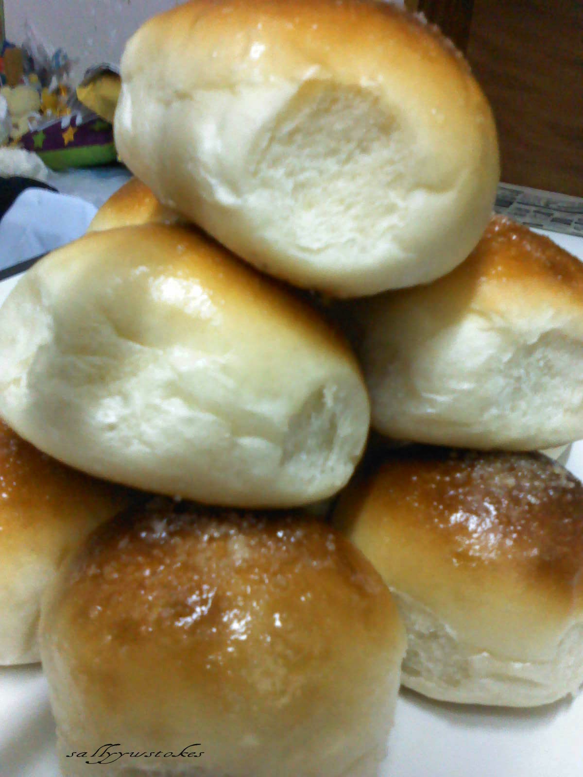 ROTI BAN MANIS - Dairi Sally