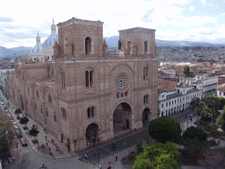 ARQUITECTURA DEL CENTRO HISTORICO DE CUENCA : 2015