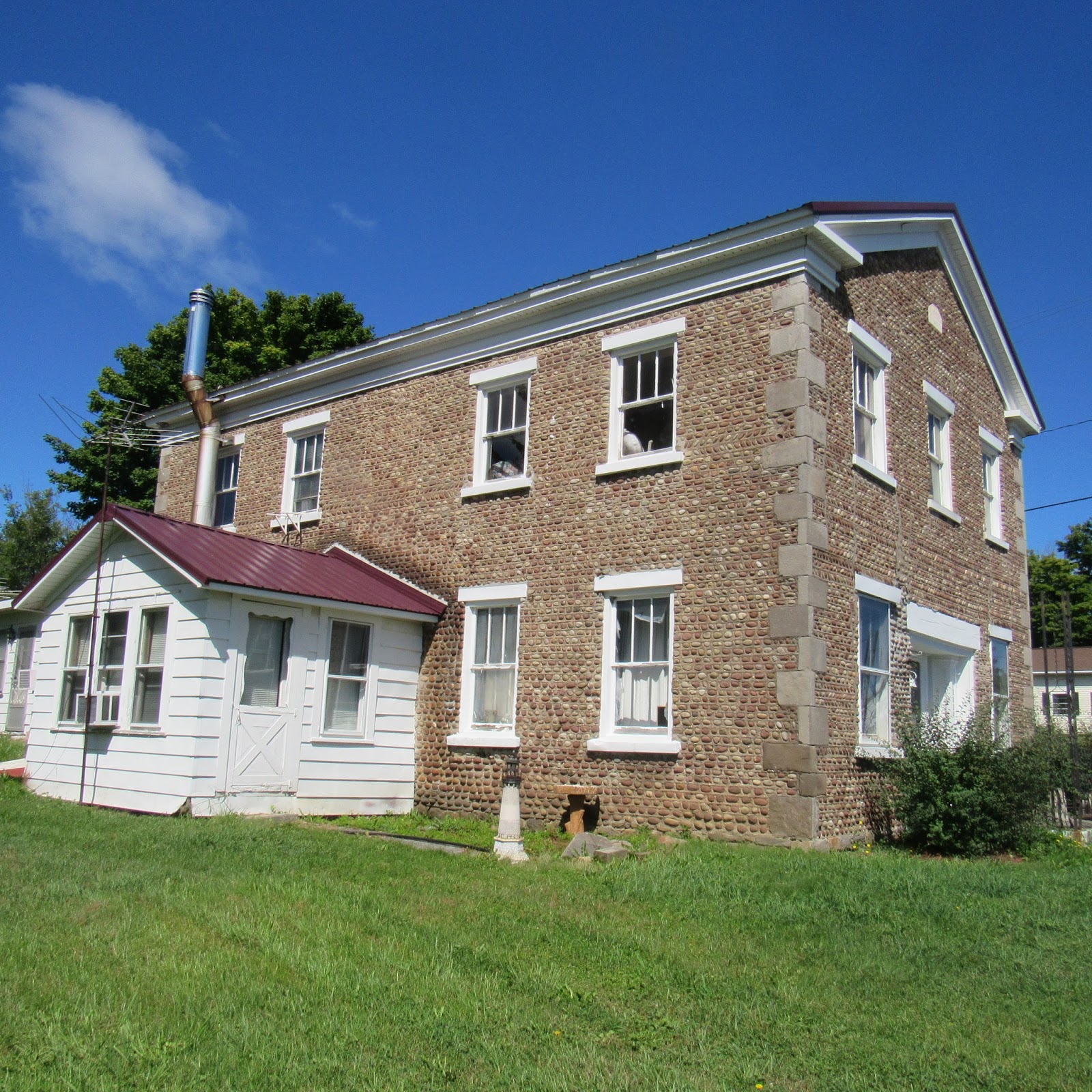 Cobblestone Buildings of North America: Cobblestone Structures in New ...