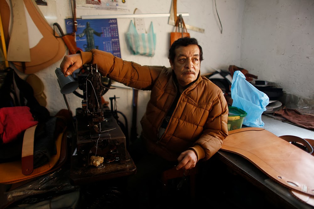 El Arte de la Escaramuza: Talabarteria Oviedo. Artesanos de la charrería