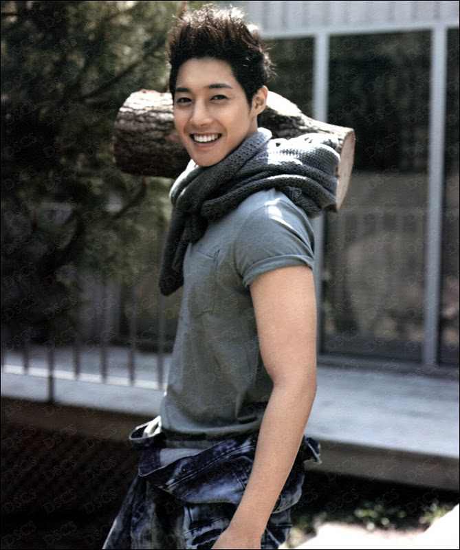 [Scans] Kim Hyun Joong - Japanese Desk Calendar for 2012 ~ Only Kim ...