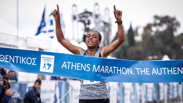 Maratona de Atenas regista mais de 50 mil
