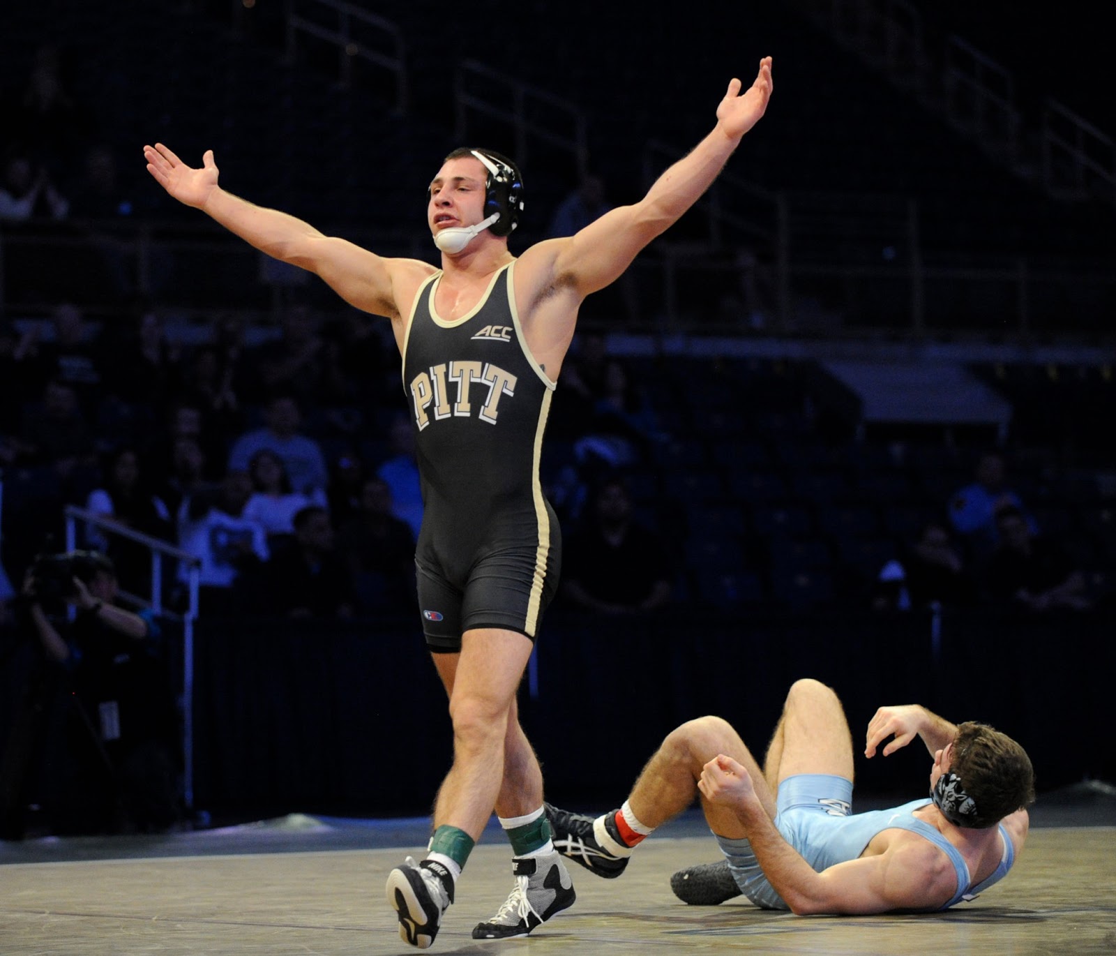 Wrestlers are Sexy: College Stud MIKEY RACCIATO