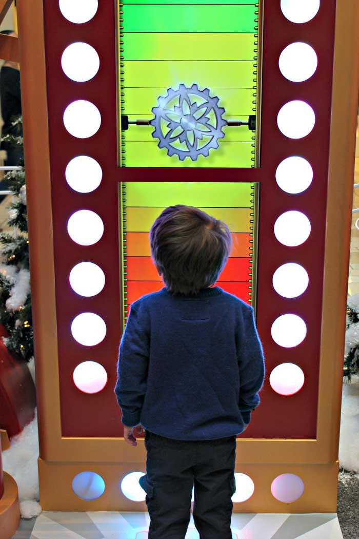 How to Have an Awesome Santa Visit this Year | Sunny Day Family