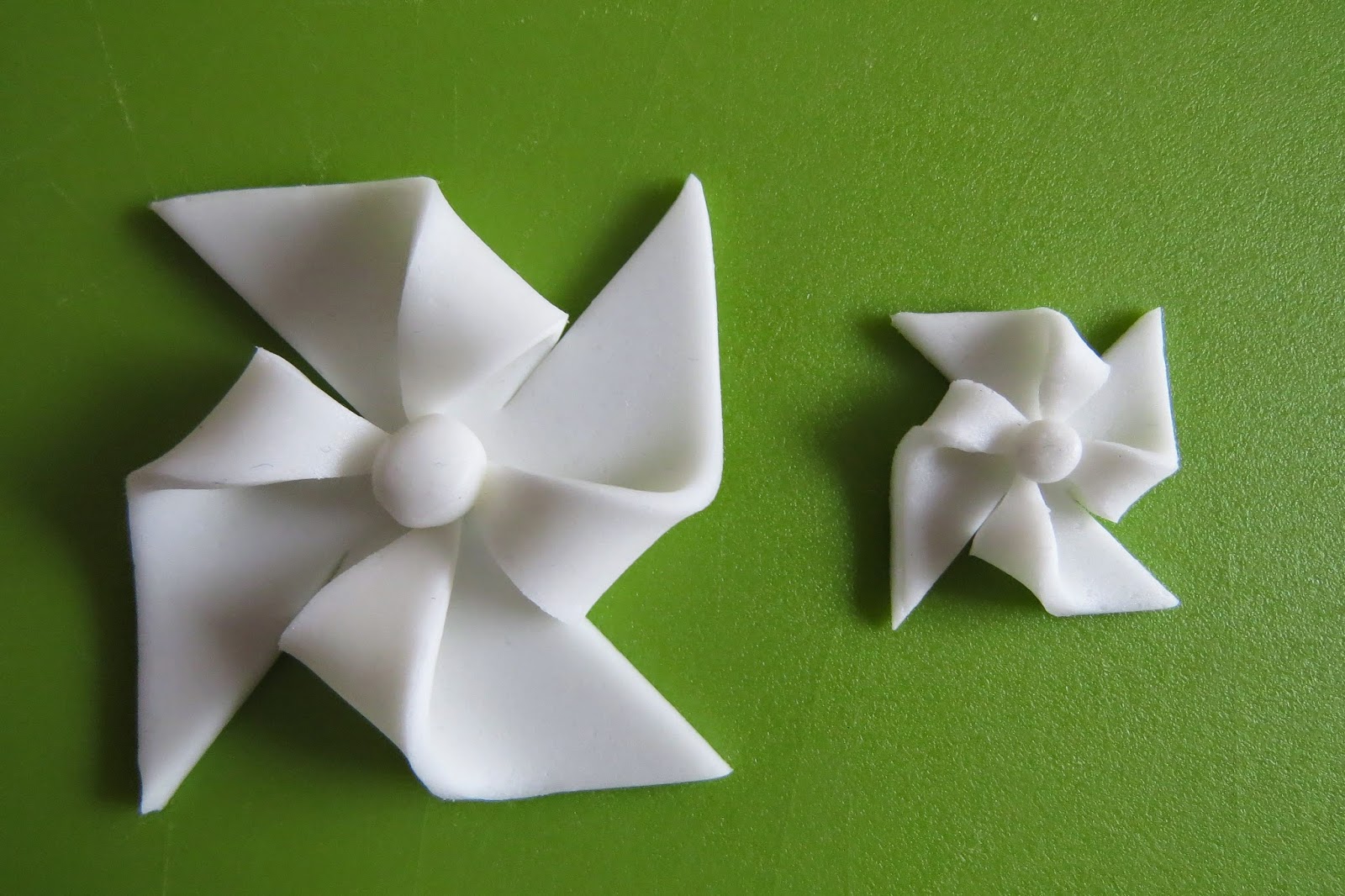 Backorphine english: TUTORIAL - Fondant windmill