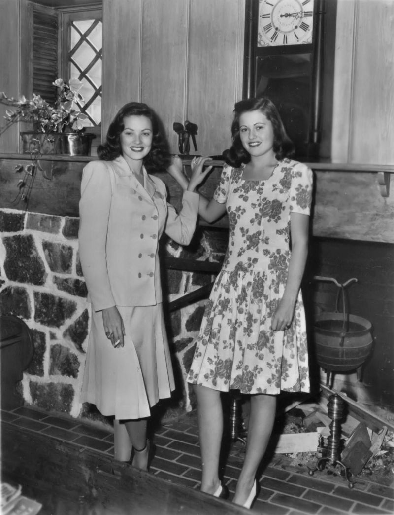 Film Noir Photos: @Home with Gene Tierney