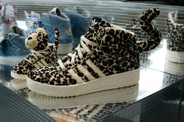 YES PLEASE! JEREMY SCOTT X ADIDAS S/S 2012