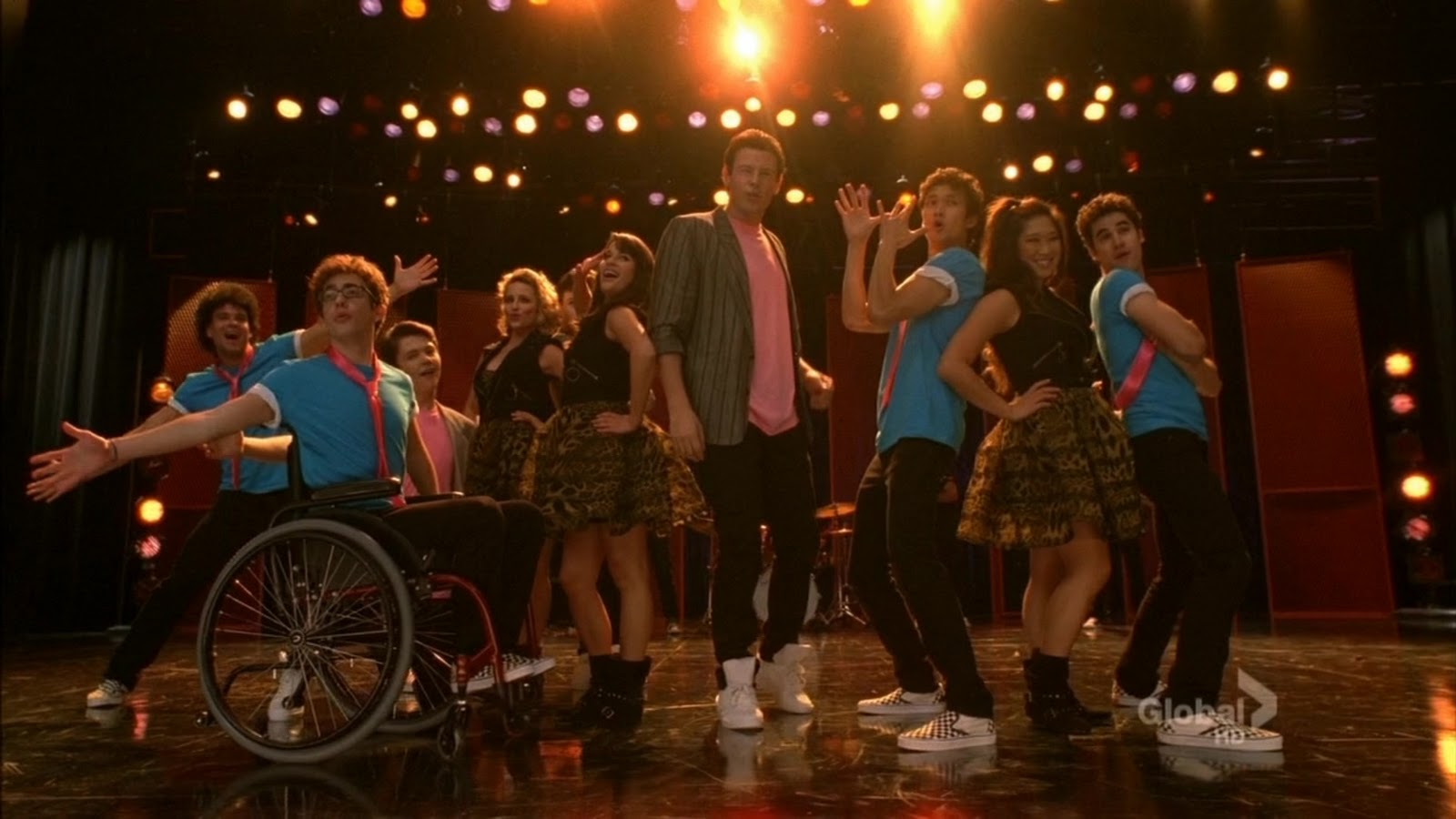 Glee 3x06 – Mash-Off