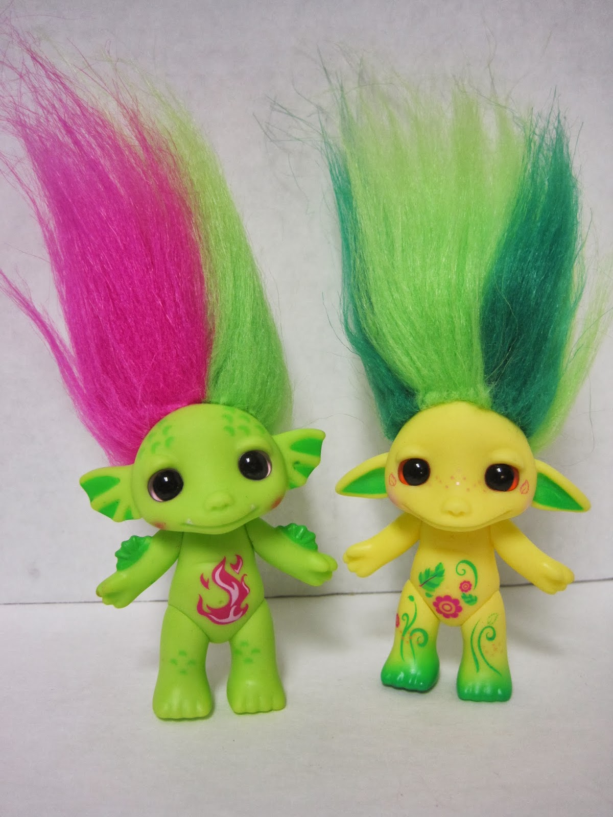 Never Grow Up: A Mom's Guide to Dolls and More: Zelfs Green House ...