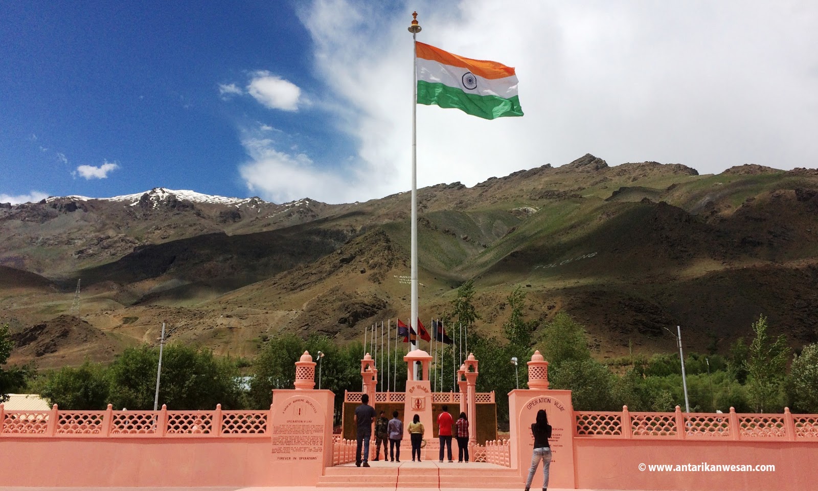An Afternoon at the Kargil War Memorial, Drass