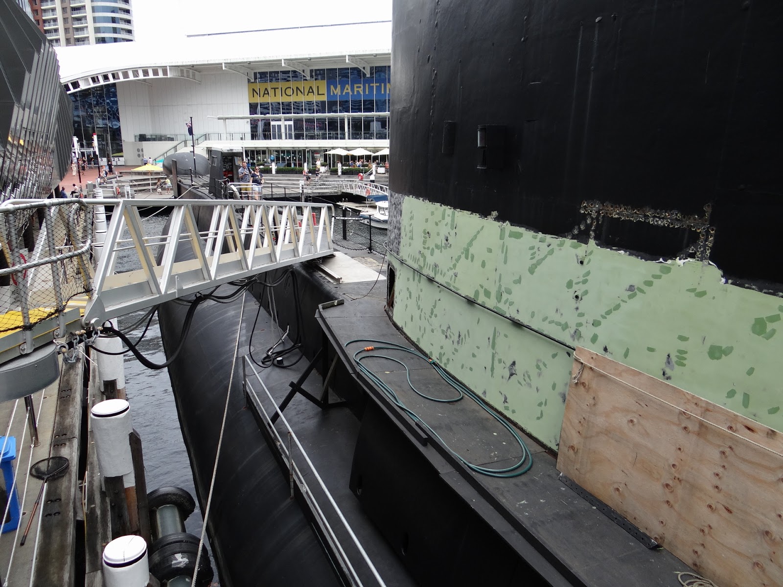 Air Queensland.blogspot: Onboard tour - Oberon class submarine HMAS ...