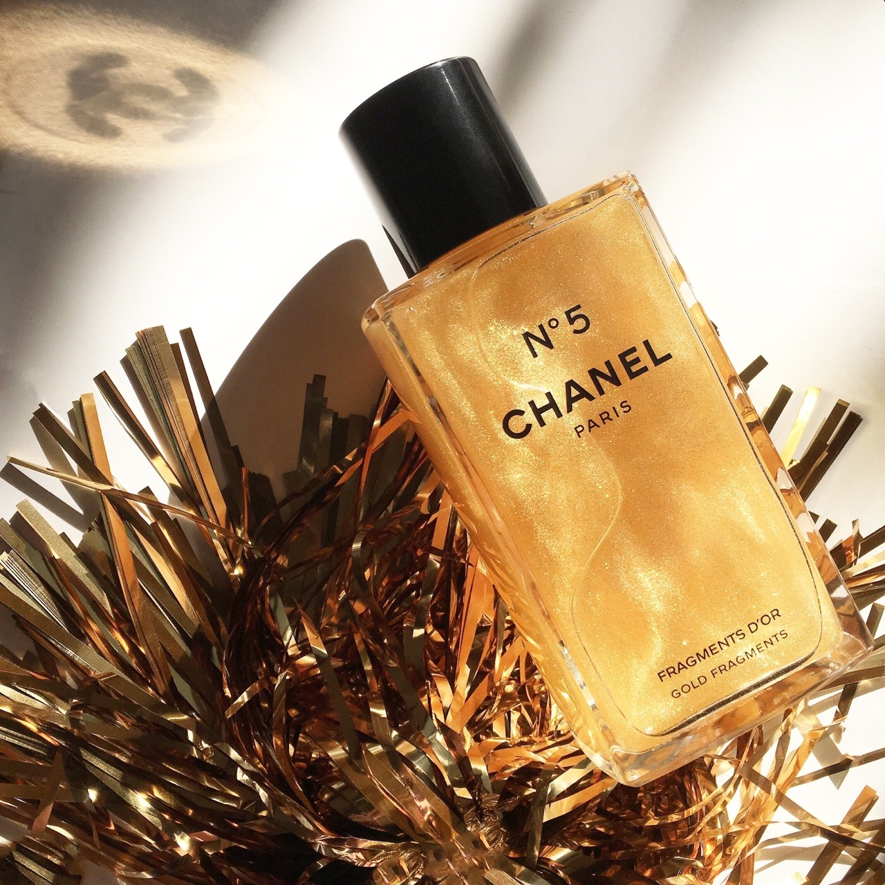 The Beauty Cove: NATALE 2017 • CHANEL • N°5 FRAGMENTS D'OR