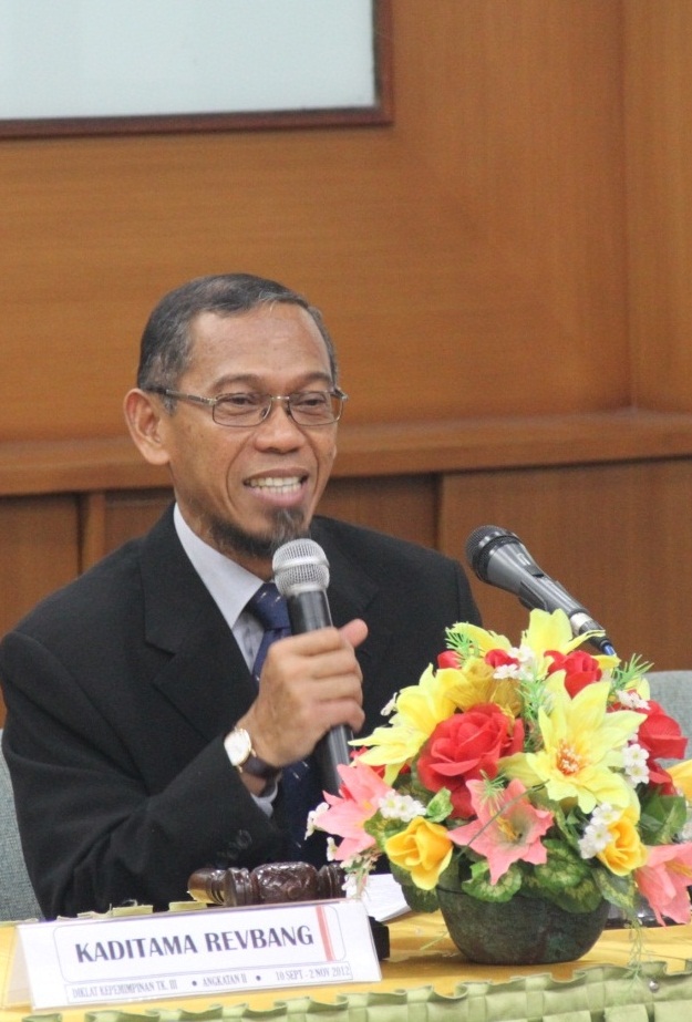 Value Based Team: Belajar Menjadi Pejabat yang Dicintai Kepada Dr ...