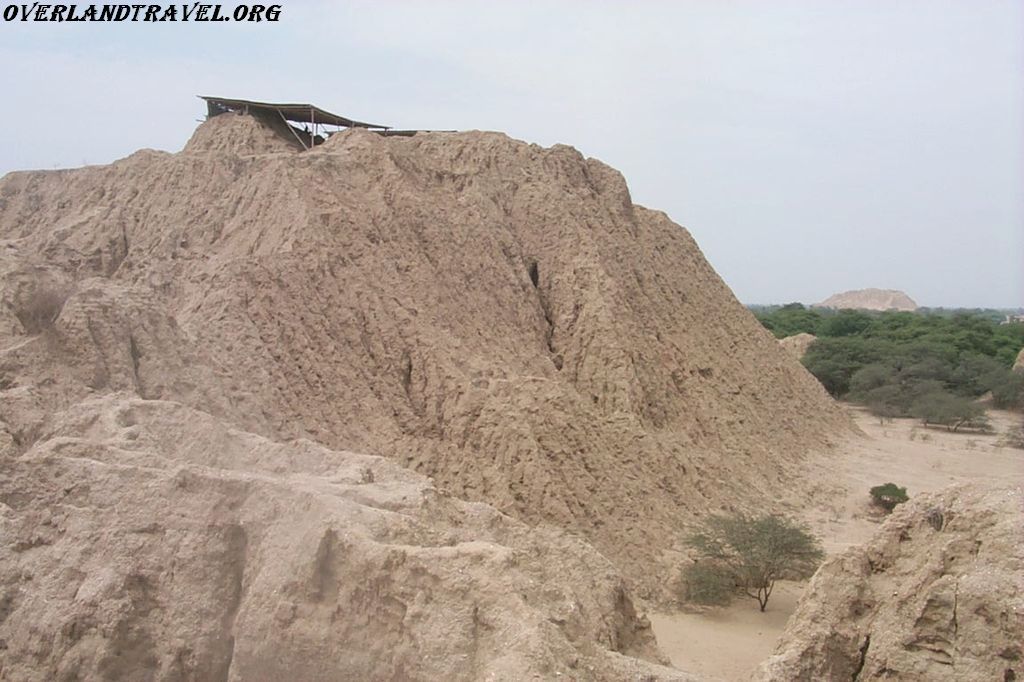 Overland Travel: Peru, Valley pyramids Tucume