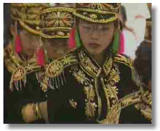 Tari angguk | wawasan budaya indonesia