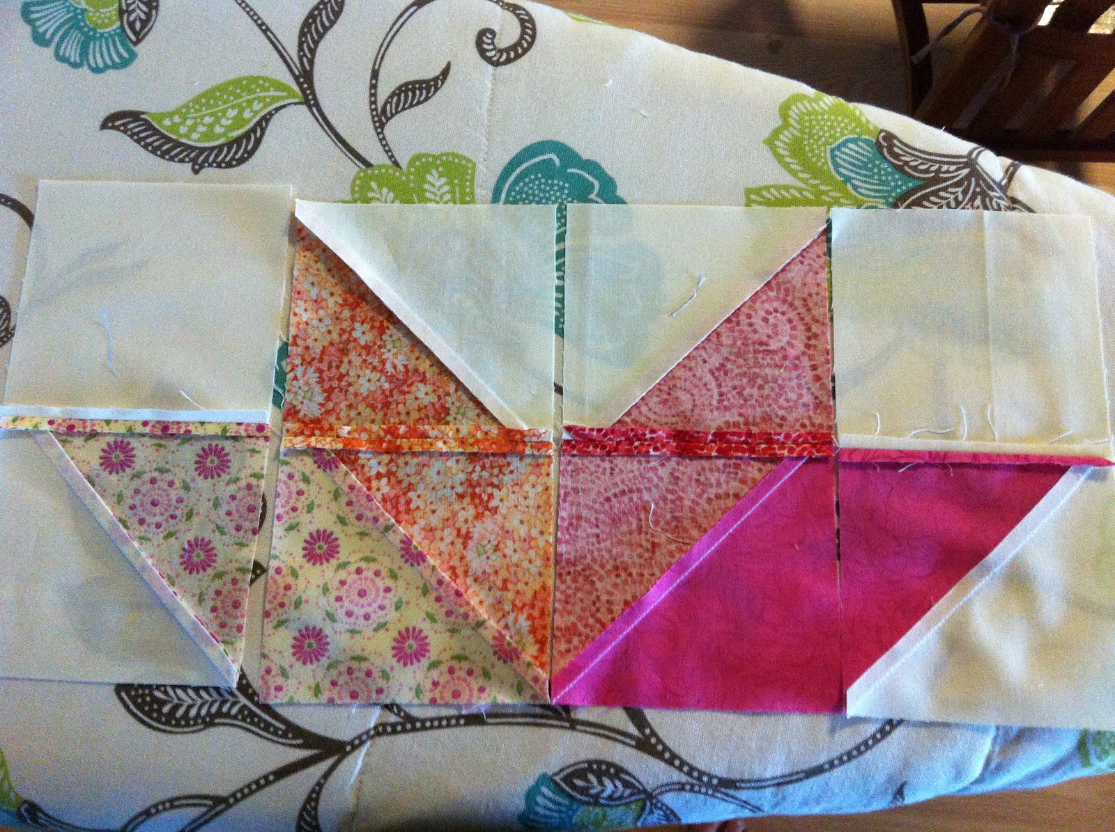 The Peony Teacup: Tutorial: Chain Web Piecing