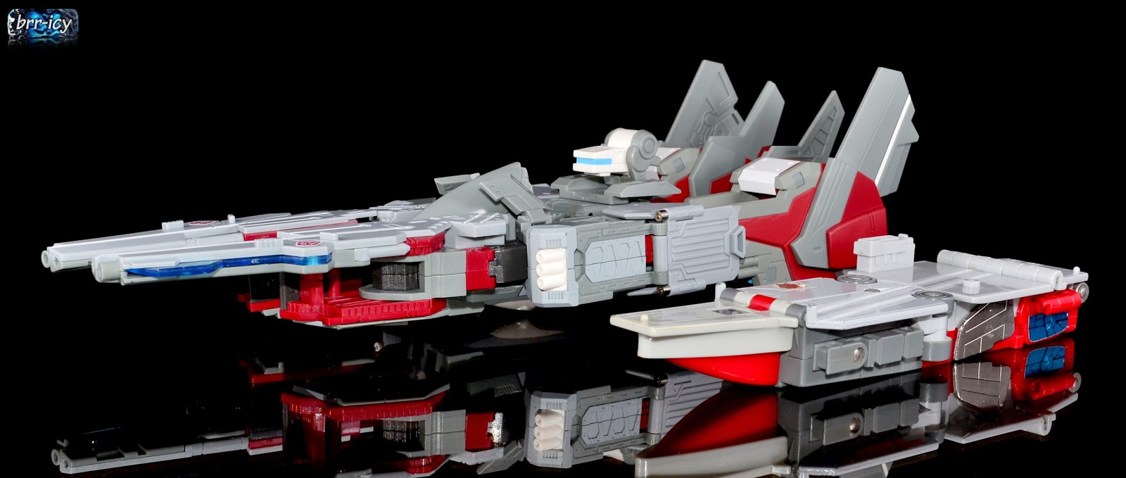 Brr-icy's Transformers Reviews: "Upgrades" Part 8 - Autobot Triplechangers