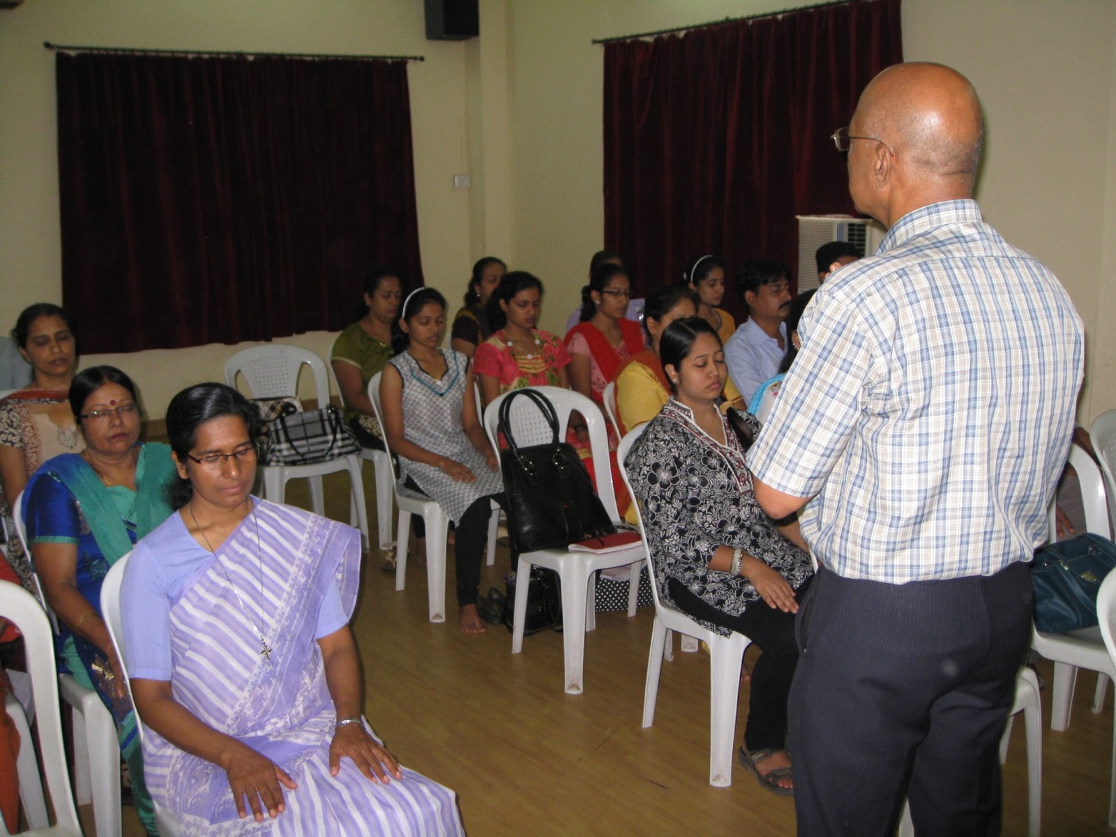 AVEC Mumbai: ST.ANTHONY'S HIGH SCHOOL - VERSOVA