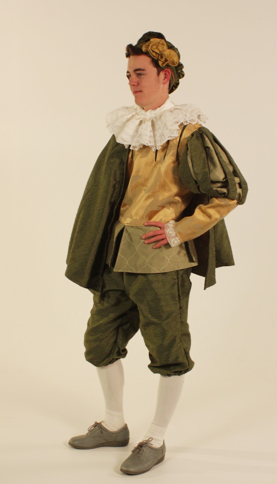 Kathleen Hansen Custom Costumes: Shakespearian Costume circa 1400-1500