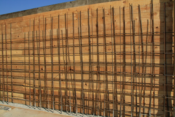 Nes skrop: Day 471: Timber shutters for the concrete walls