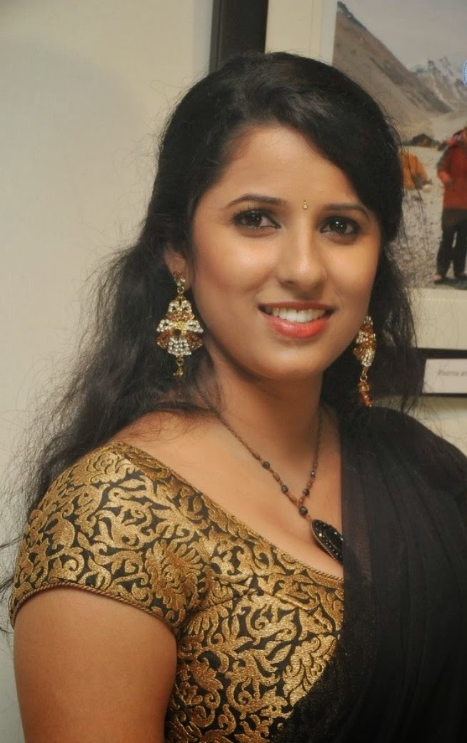 Actress Sravya Reddy Latest Cute Transparent Saree Stills - Cine Gallery