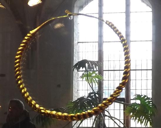 The Lost Fort: Shiny Things from Viking Times - The Gold Treasure of ...