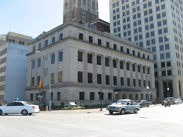 Courthouses of the West: Tulsa Municipal Bulding, Tulsa Oklahoma