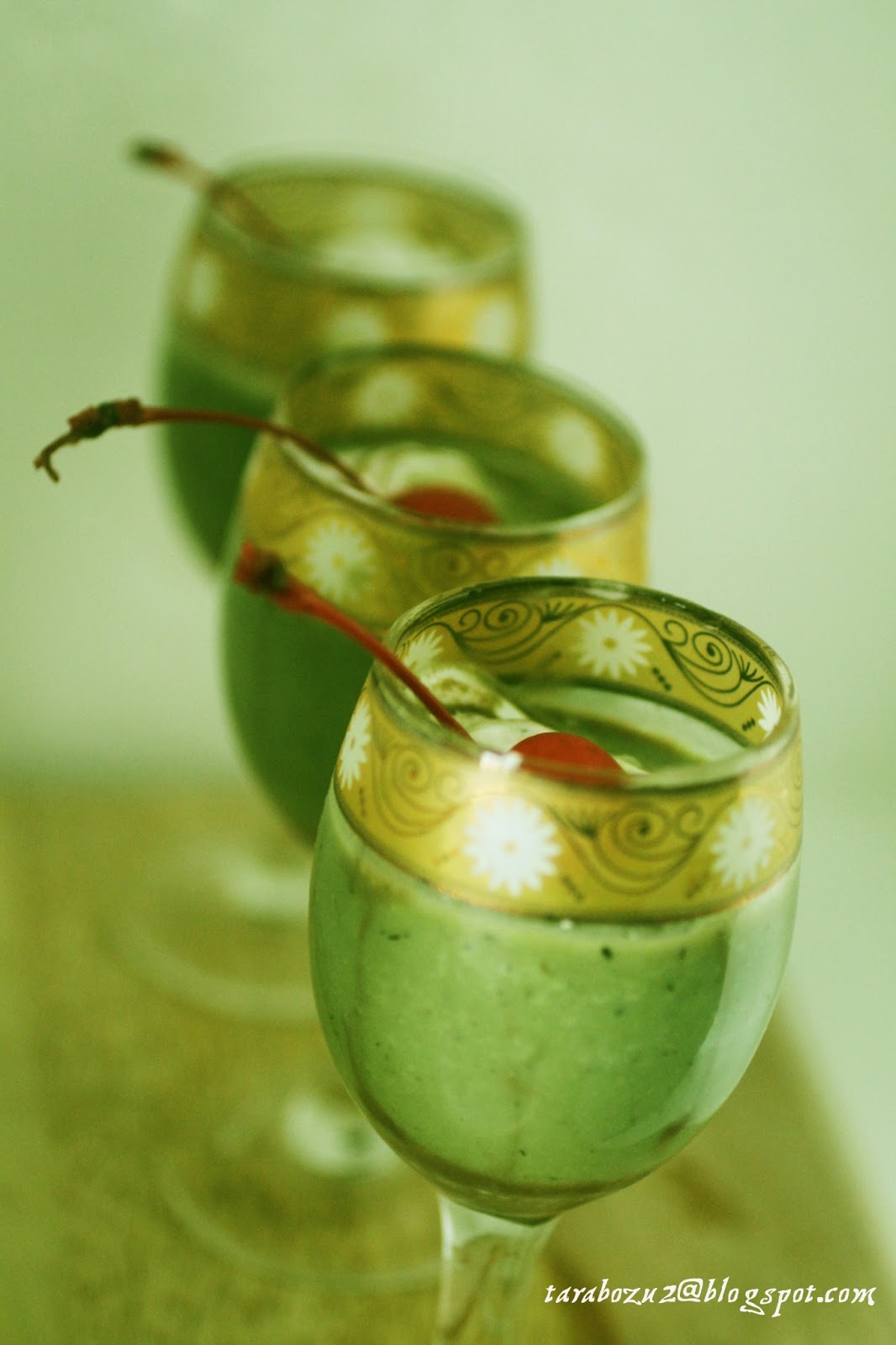 JUS AVOCADO bersama MILO.. menyelerakan... | AIR TANGAN ZUHAIDA