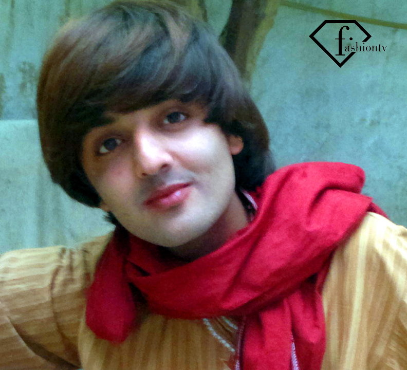 Khursheed Khan smile in photos