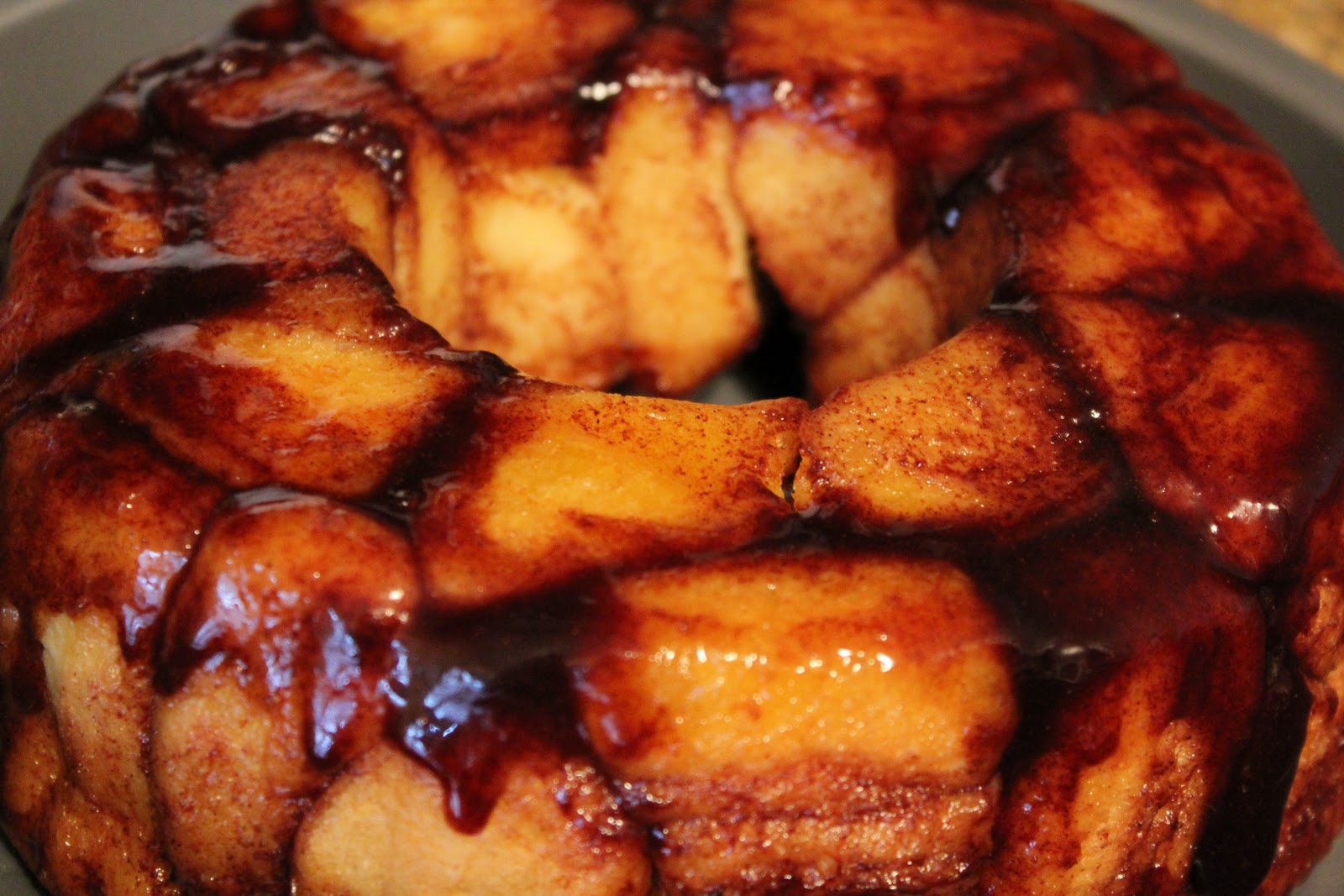 Chez Kelley: pot roast, monkey bread, and food for everything...