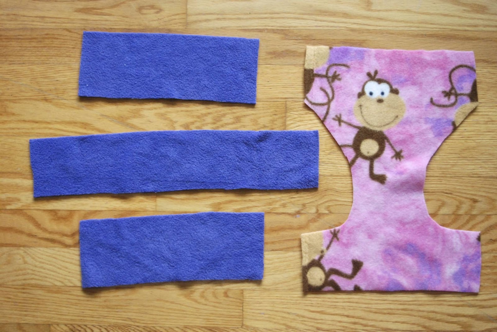 Makin' it: Tutorial: Fleece Training Pants