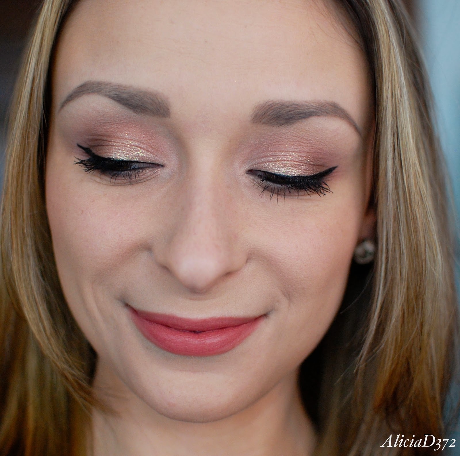 AliciaD372 : Untamed Makeup Tutorial Using the Lorac Unzipped Palette!