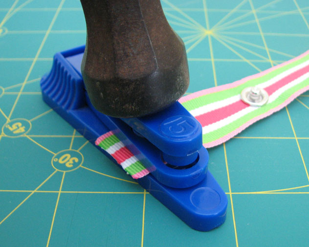 i Craft For Less: No Sew Interchangeable Ribbon Pacifier Clip Tutorial