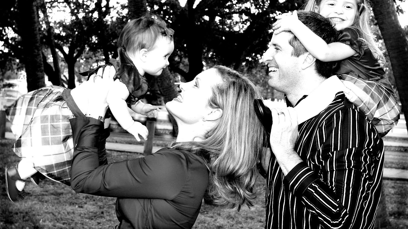 Chris Isaak (album) Photo - Photo Choices