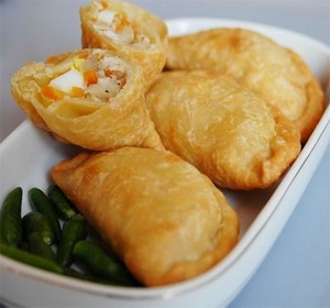 Resep Cara Memebuat Kue Pastel Basah Dan Isi Daging Ayam | ANEKA ...