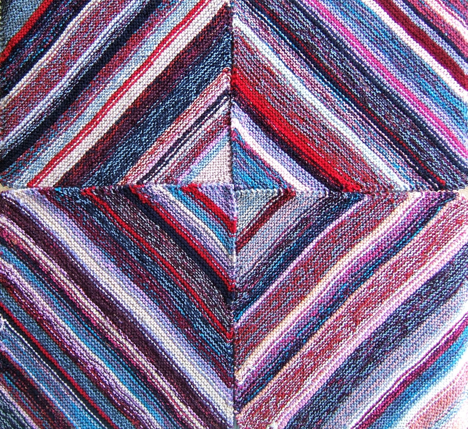 aussie knitting threads: Squares within squares