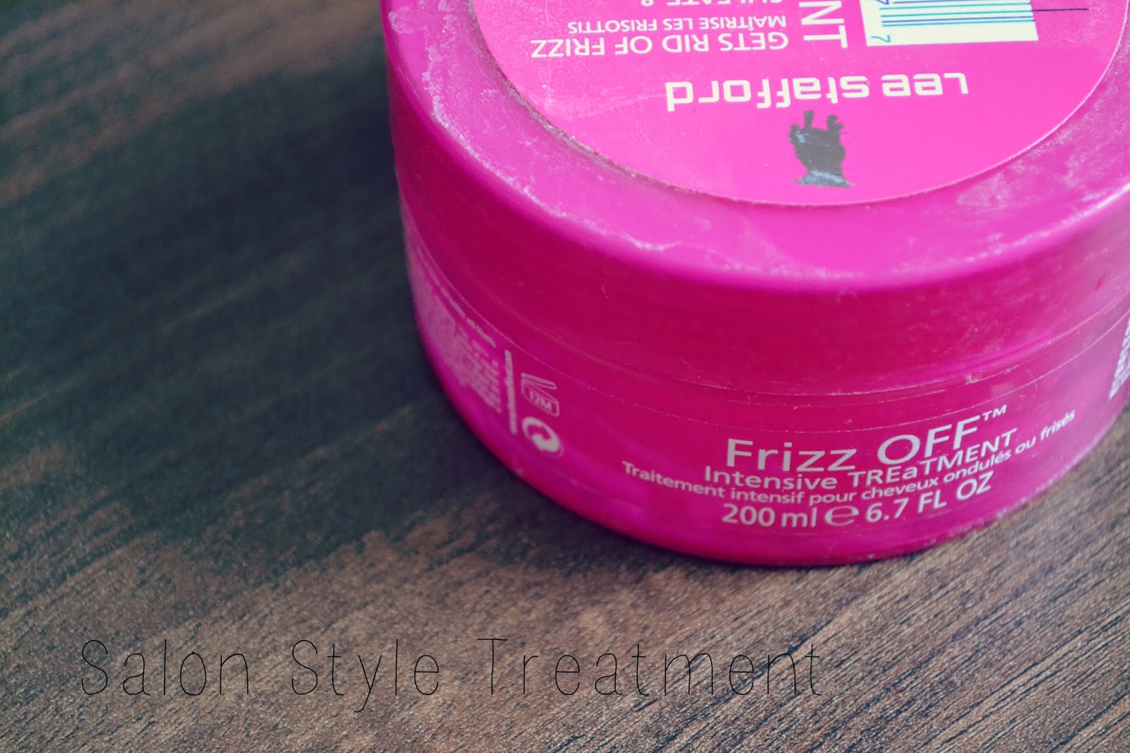 Product Review: Lee Stafford Frizz Off | Credit Crunch Chic