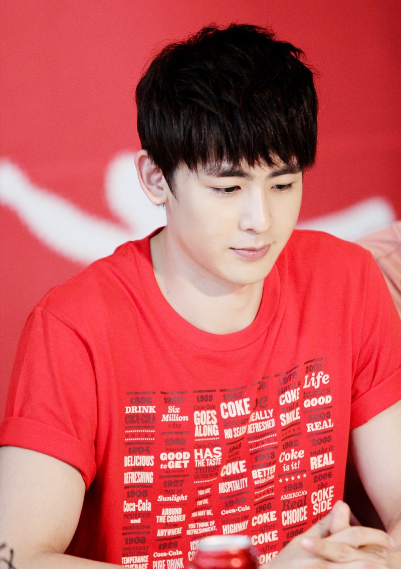 Korean Hairstyles - Nichkhun Buck Horvejkul ( 2PM ) Korean Hairstyles ...