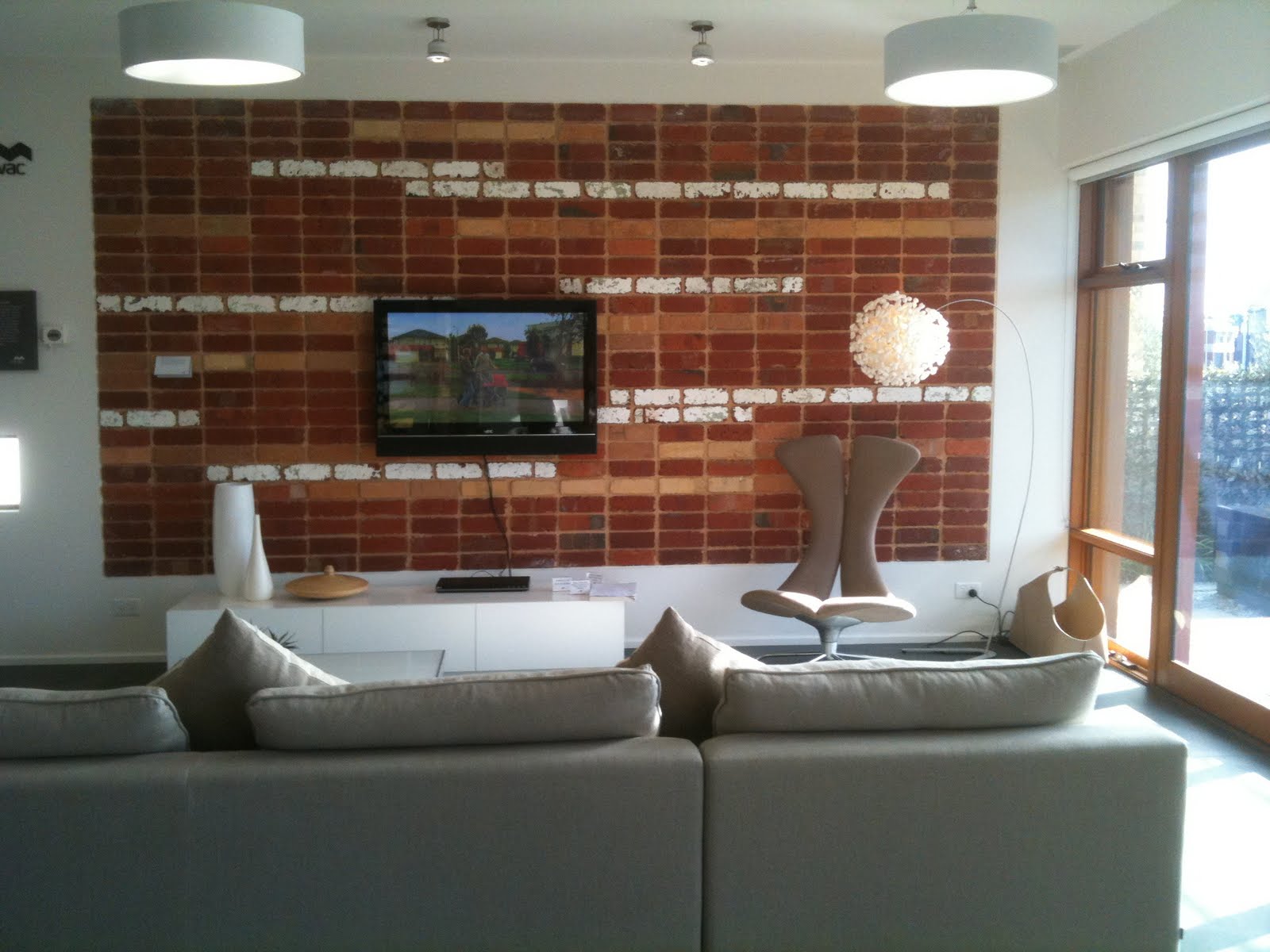 reverse brick veneer: Harmony 9