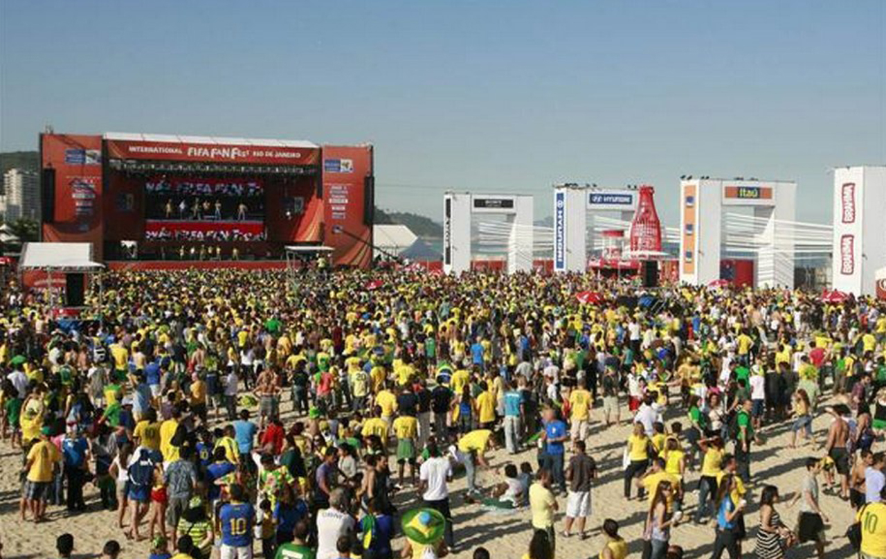 Fabio Carvalho: International Fifa Fan Fest Rio 2010 :: Praia de Copacabana