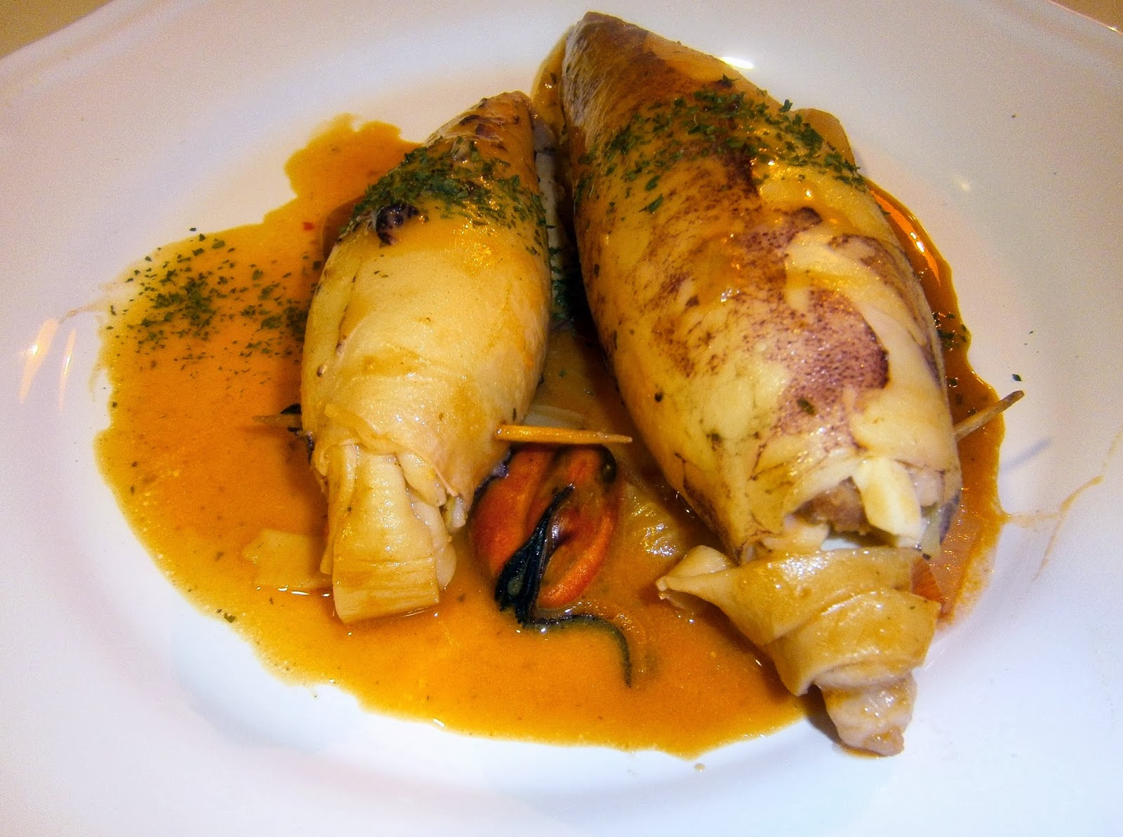 Calamares rellenos fáciles.