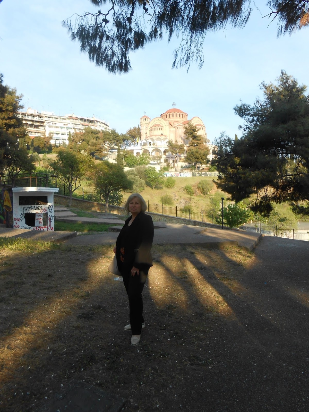 RULIS PANORAMA : Pasqua 2017 LAURA NEI GIARDINI DI PASCA IN THESSALONIKI