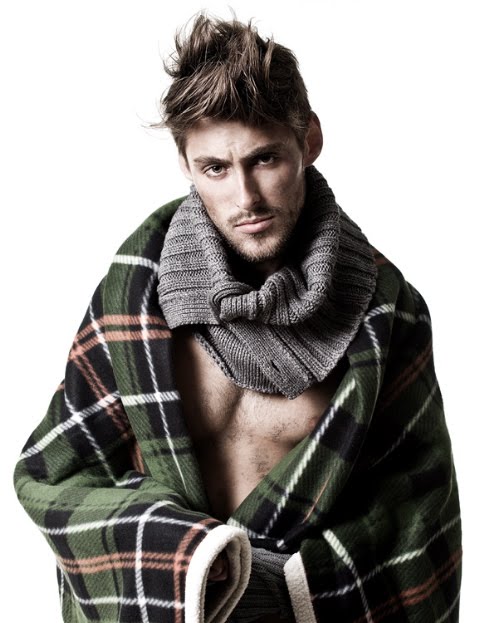 DULCEDO MODEL MANAGEMENT: 2011-02-13