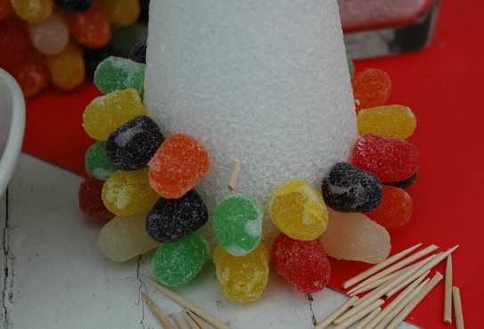 The Domestic Curator: WHIMSICAL GUMDROP CHRISTMAS TREES & CRAFTS